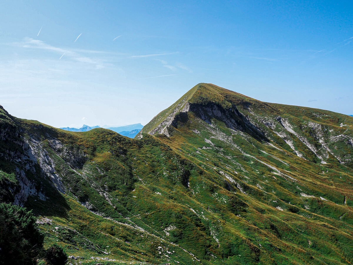 Annecy: randonnée de la Tournette - The Other Paths